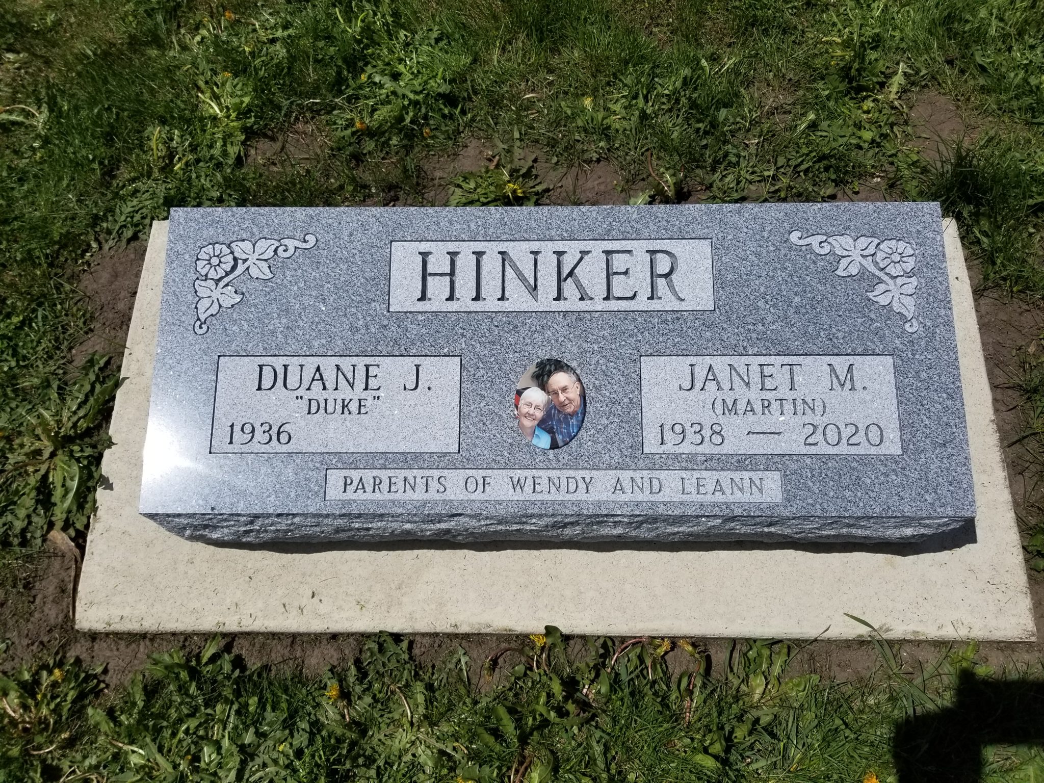 Hinker, Duane, Janet - Black Hawk Memorial