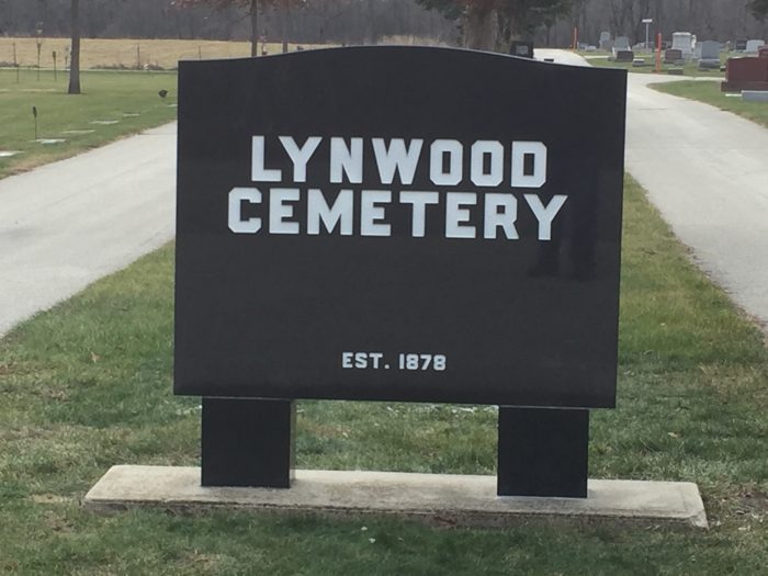 Lynwood Sign - Black Hawk Memorial